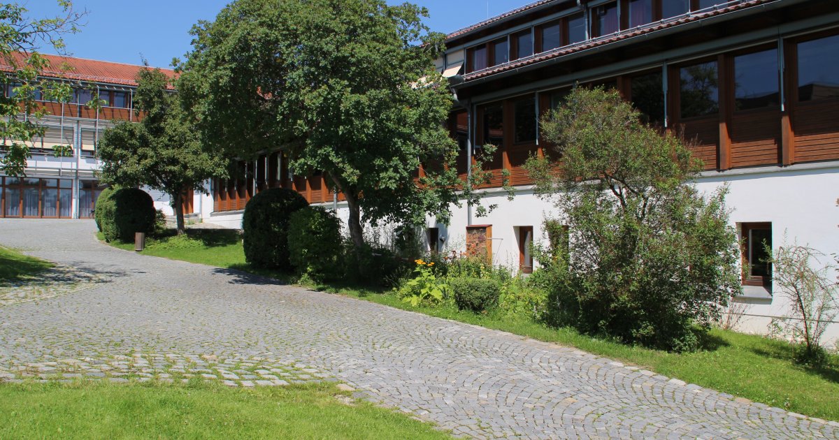 Karl-Meichelbeck-Realschule Freising | Gemeinde Neufahrn